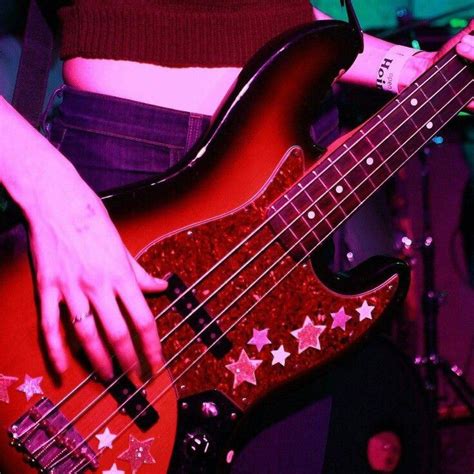 Pin By Mia On Red Aesthetic I Love Bass Rockstar Aesthetic Guitar