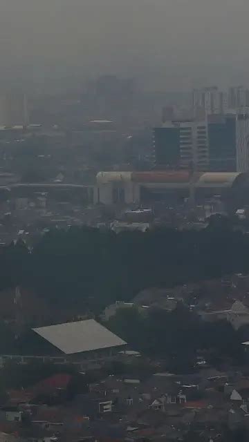 Polusi Udara Memburuk 9 709 Warga Jakarta Barat Terserang ISPA