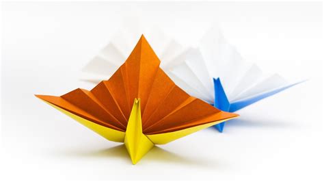 วิธีพับกระดาษเป็นรูปนกยูง Origami Peacock ピーコックの折り紙 Youtube