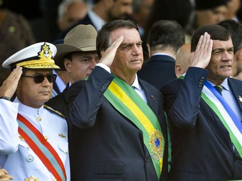 No 7 9 Bolsonaro volta a falar de bem contra mal nas eleições e puxa