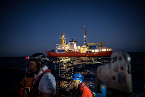 Eu Extends Operation Sophia For 6 Months Still Without Ships Politico