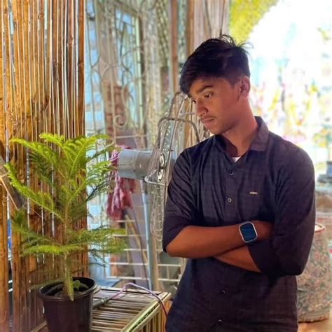 𝐑𝐚𝐣𝐞𝐬𝐡 𝐒𝐚𝐫𝐝𝐚𝐫 (@rajesh_81s) • Threads, Say more
