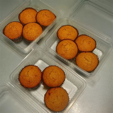 แจกสูตรเค้กกล้วยหอมจิ๋วสูตรแม่กอล์ฟ แกลเลอรีที่โพสต์โดย Plus พาทำ Lemon8