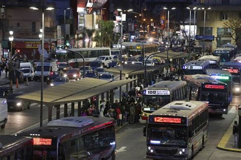 Paro De Colectivos En Vivo Qué Se Sabe Y Cuáles Son Las Líneas