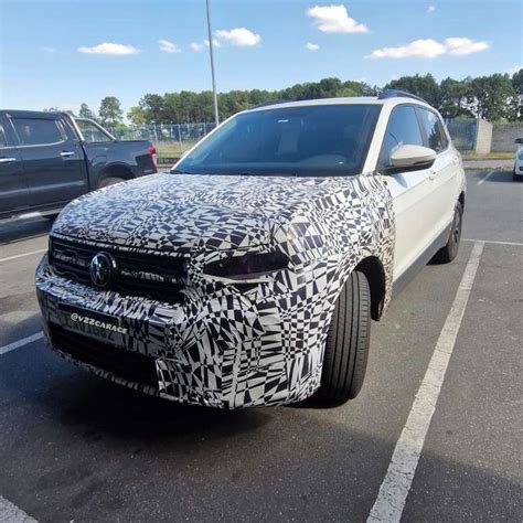 Novo VW T Cross 2025 Mostra Interior Renovado Em Flagra