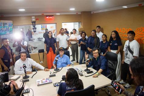 Hollman Morris Desmiente Denuncias Sobre Mensajes De Disidencias En