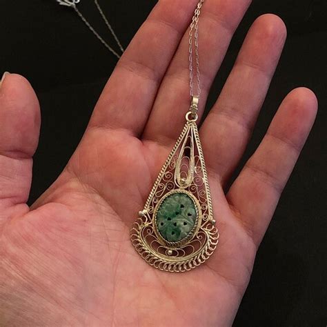 Vintage Silver Cannetille Filigree Jade Pendant Gem