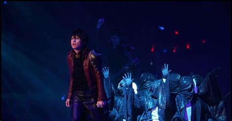 [포토엔]日 록스타 각트 비주얼 카리스마 무대압도