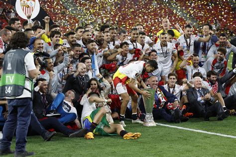 Sevilla Beat Roma On Penalties To Win Europa League Efe