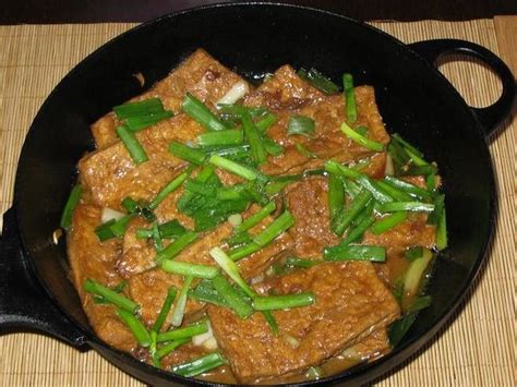【煎烧豆腐的做法步骤图，煎烧豆腐怎么做好吃】刘师傅厨房下厨房