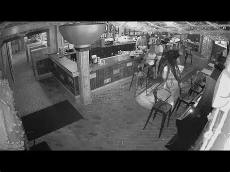 Manager Throws Drink In Womans Face After She Sent Back Food 850 WFTL