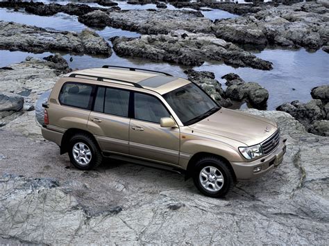 Hot wheels toyota land cruiser 100
