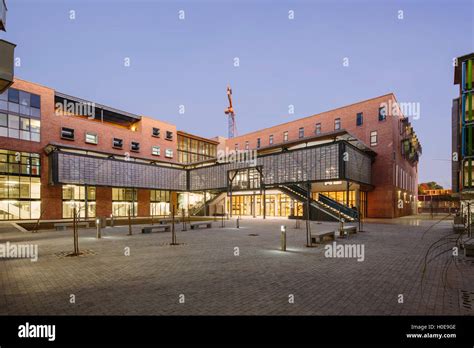 Semi Public Square In The Evening Sol Plaatjie University C002