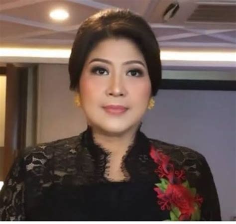 Putri Candrawathi Resmi Ditahan Di Mabes Polri