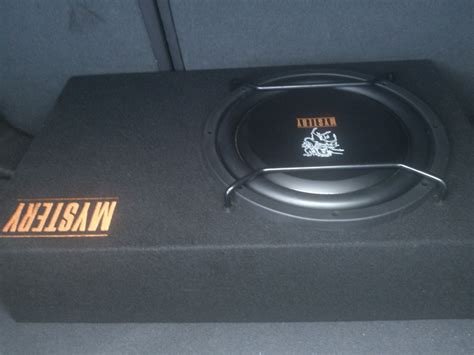 Корпусной активный сабвуфер Mystery MBS-312A — Audi A4 (B5), 2,5 л ...