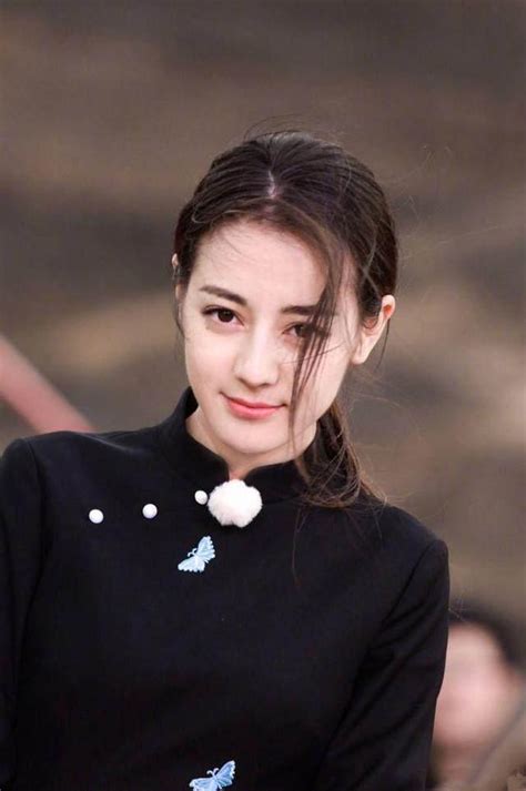 這些女星因「痣」而美，迪麗熱巴淚痣，卻不敵韓佳人全智賢鼻尖痣 每日頭條