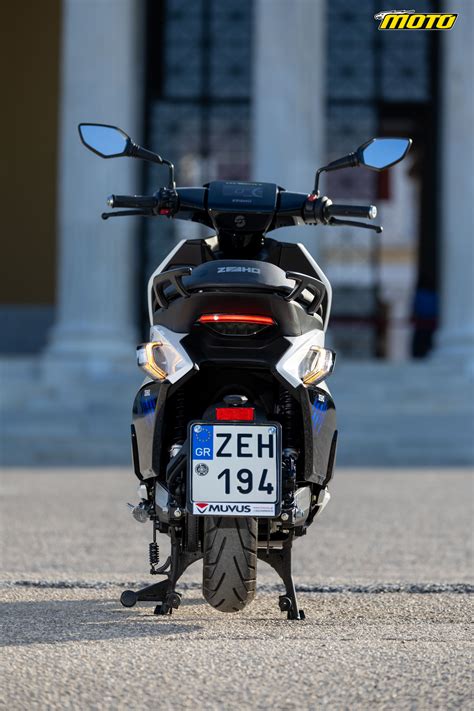 Zeeho Ae8 Motomag