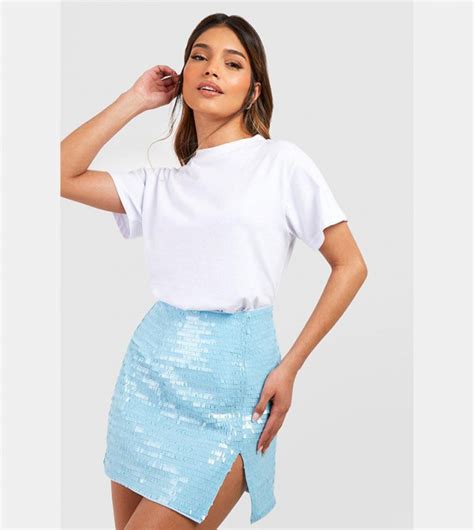 Buy Boohoo Shard Sequin Split Hem Mini Skirt In Blue 6thstreet Kuwait