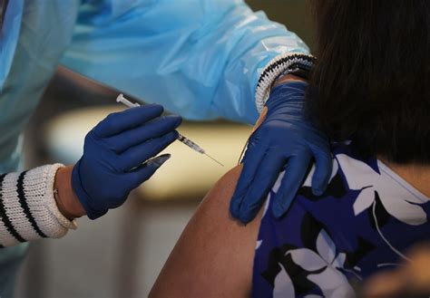 Come Funziona Il Nuovo Vaccino Covid Di Pfizer Biontech Contro Più