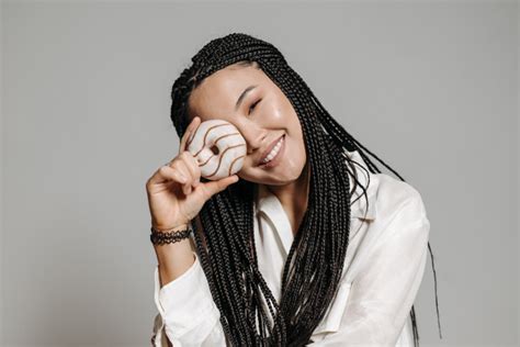 Knotless Braids The Ultimate Guide On How To Style Knotless Braids