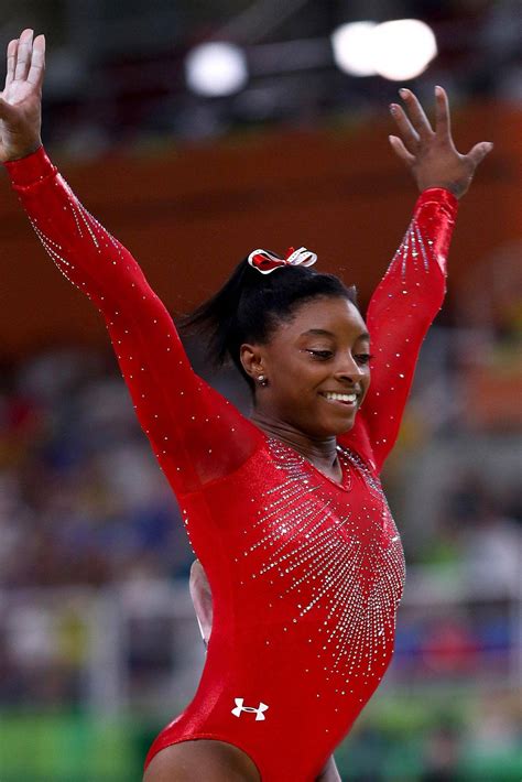 100 Simone Biles Wallpapers