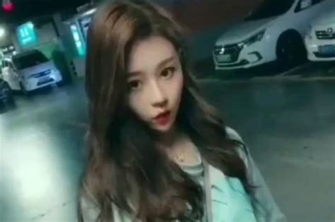 抖音关掉美颜滤镜后盛极一时的网红，网友直呼 认不出”