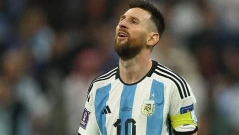 চোটের কবলে মেসি বিশ্বকাপের ফাইনালে খেলতে পারবেন না ফুটবলের রাজপুত্র
