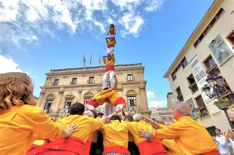 La Fiesta Del 9 Doctubre Relevará La Muixeranga Por La Jota De Castelló