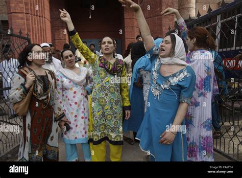 A Group Of Eunuchs Protested Outside Gulbahar Police Station Against