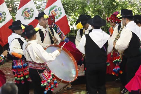 Ejecutivo PromulgÓ La Ley Que Crea La Universidad Nacional De Folklore