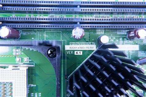ROCKY 4786EV RS R41 NO FAN SINGLE BOARD COMPUTER IEI Full Size SBC