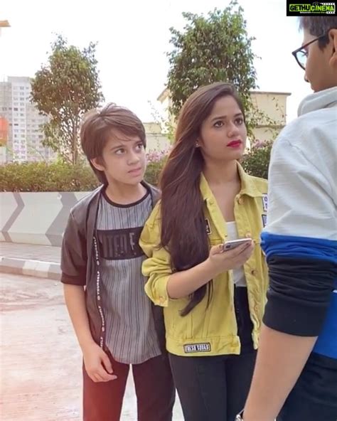 Jannat Zubair Rahmani Instagram Dont Angry My Brother Gethu Cinema