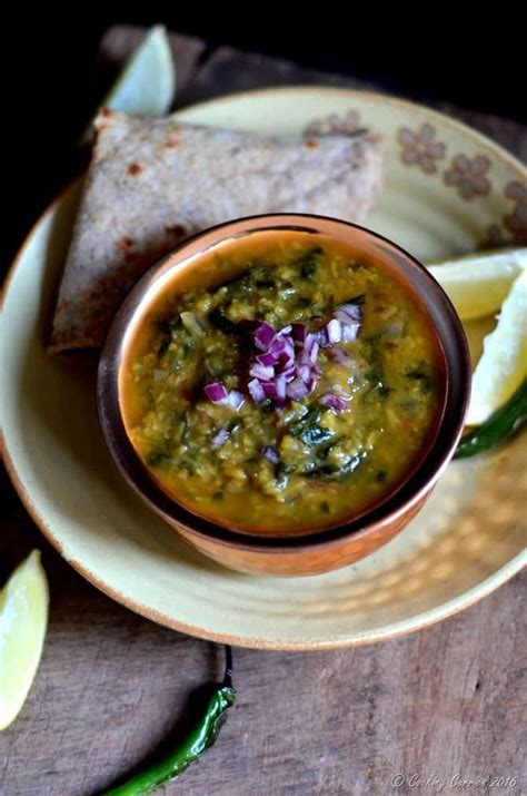 Dal Palak ~ Spinach With Moong Dal Cooking Curries
