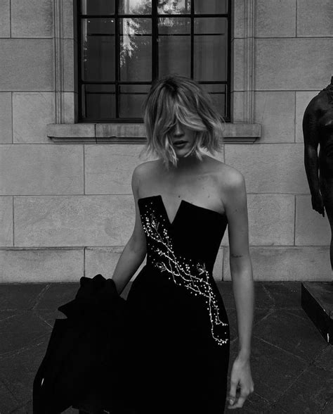 Маленькое чёрное платье Модные стили Платья Стиль