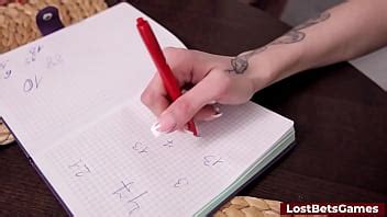 A Big Sex Toy Inserted After A Strip Game Of Guess The Number XNXX