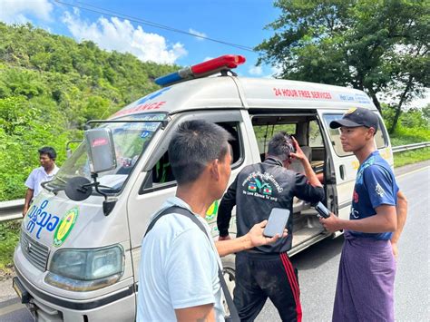 ပြင်ဦးလွင် မန္တလေး အဆင်းလမ်း ၊ ၁၈ မိုင်အနီးတွင် ယာဉ်တိုက်မှုဖြစ်ပ