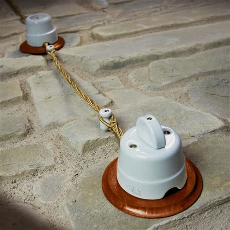 Intrerupator Cap Scara Ceramica 10A 250V Alb Country Retro EMAG Ro