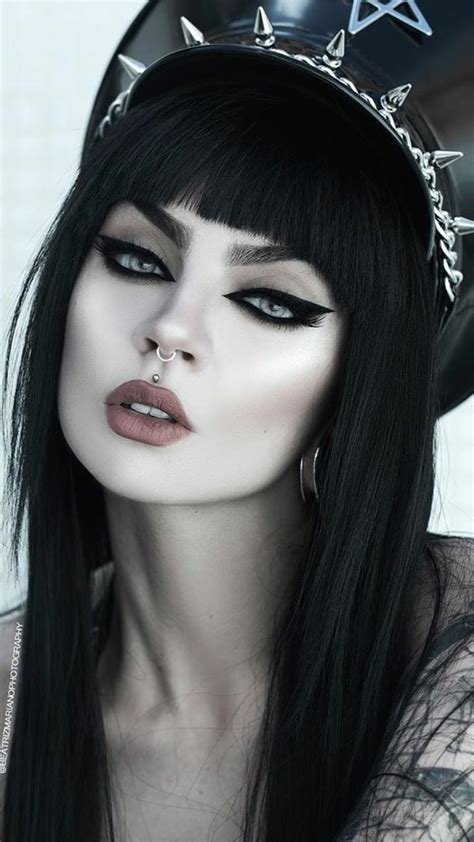 Pin By Lilith Vamp Vixen Lovelust On Beatriz Marianookkultist Band