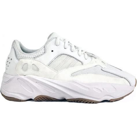 Купить кроссовки Adidas Yeezy 700 White с доставкой по Москве и РФ