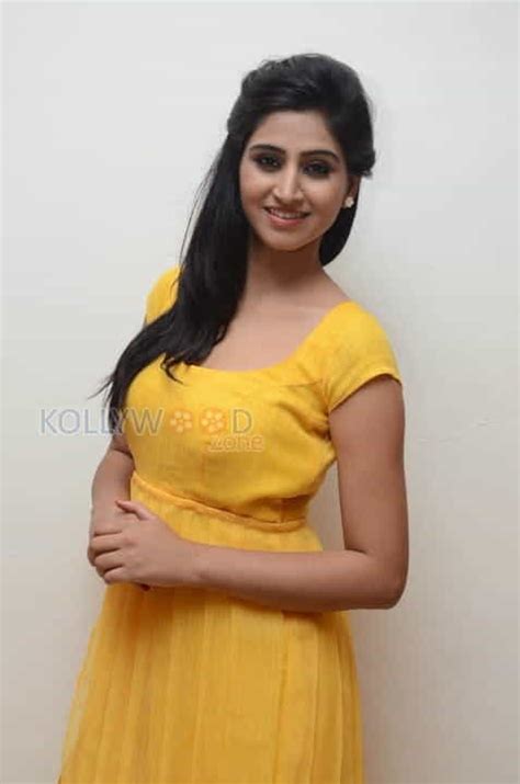Actress Shamili Photos 01 121440 Kollywood Zone