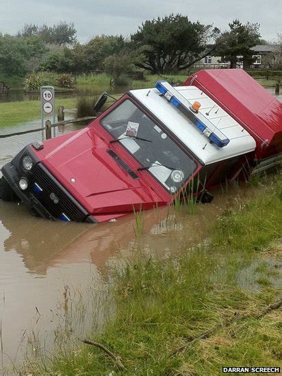 Bbc News In Pictures Flooding In West Sussex