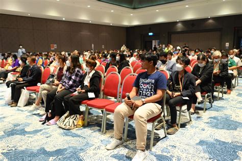 ภาพกิจกรรมห้องย่อยวิชาการ สิทธิสวัสดิการเสมอกันสู่สังคมเท่าเทียมเสมอหน้า โดย เครือข่าย