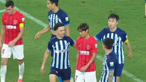 中超：成都蓉城1 1武汉4连胜遭终结 费利佩补时绝平新闻频道中华网