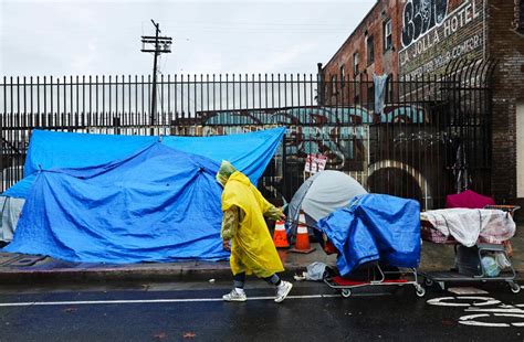 Los Angeles Homeless Fill Emergency Shelter Sites To Escape Brutal