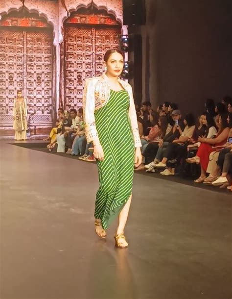 Prerna Arora Turns Heads As She Opens The Show For A Fashion Event