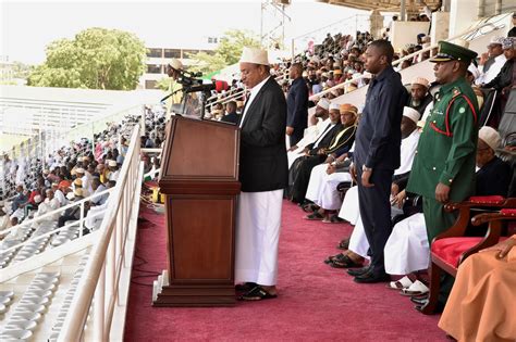 RAIS DK MWINYI AHUDHURIA MASHINDANO YA YA FAINALI YA KUHIFADHI QURAN KWA NCHI ZA AFRIKA