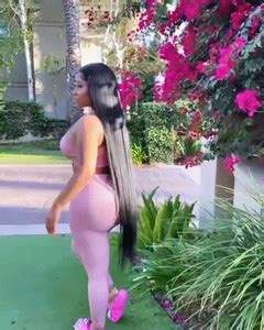 Insta Nicki Minaj Wears Yoga Pants Phun Org Forum