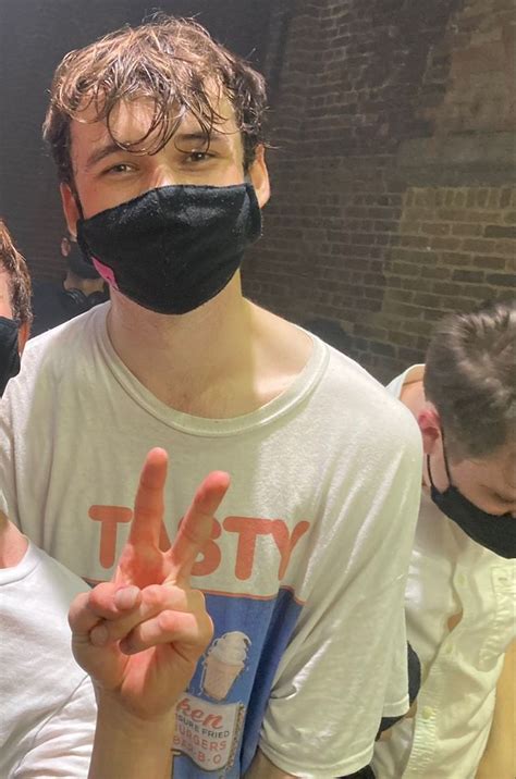 Wilbursoot Hot British Men Wilbur Dream Team