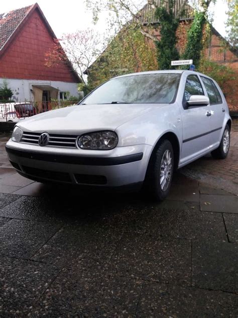 Volkswagen Golf 4,Silber, Automatik, TÜV Neu- 09/19 Nichtraucher Voll ...