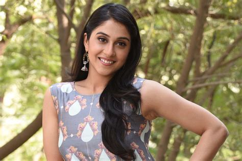 Regina Cassandra Wallpapers Top Free Regina Cassandra Backgrounds Wallpaperaccess